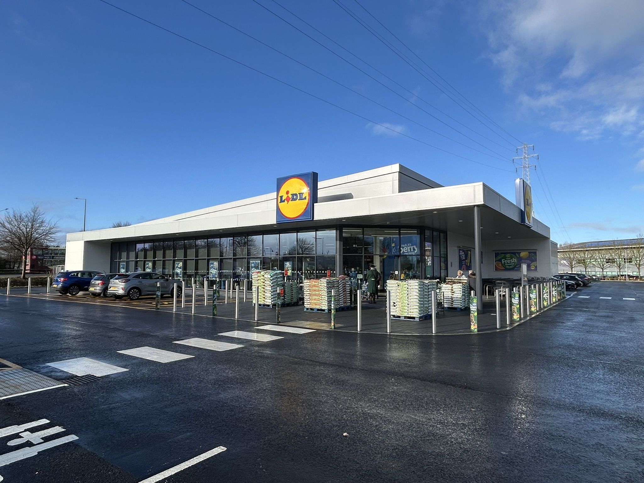 Lidl - Kingswood, Hull – Store Opening - HTC Architects