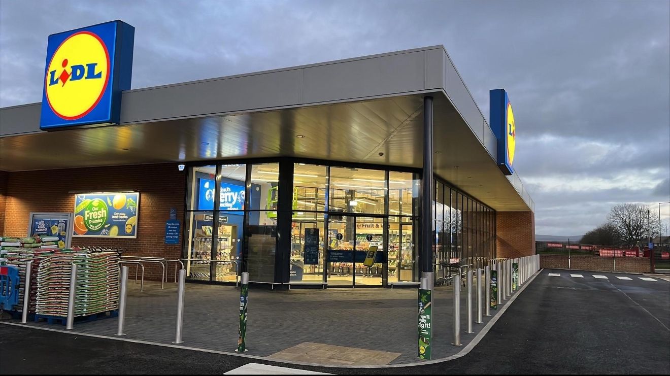 Lidl Redcar, Store Opening - HTC Architects
